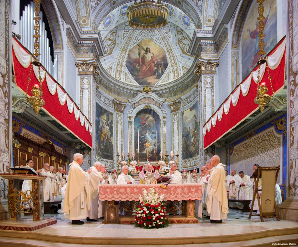 La chiesa parrocchiale (foto) - Rovato.it